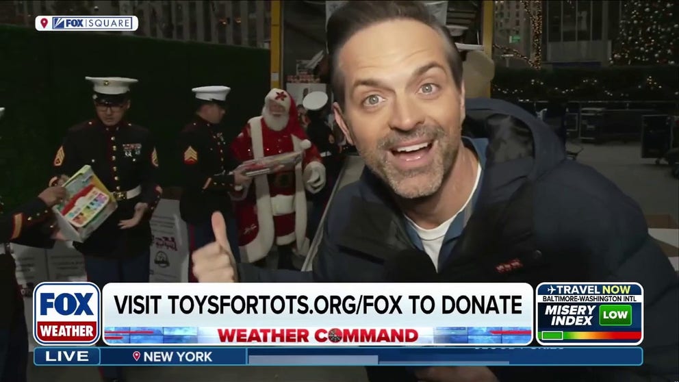 Christmas in FOX Square | Latest Weather Clips | FOX Weather