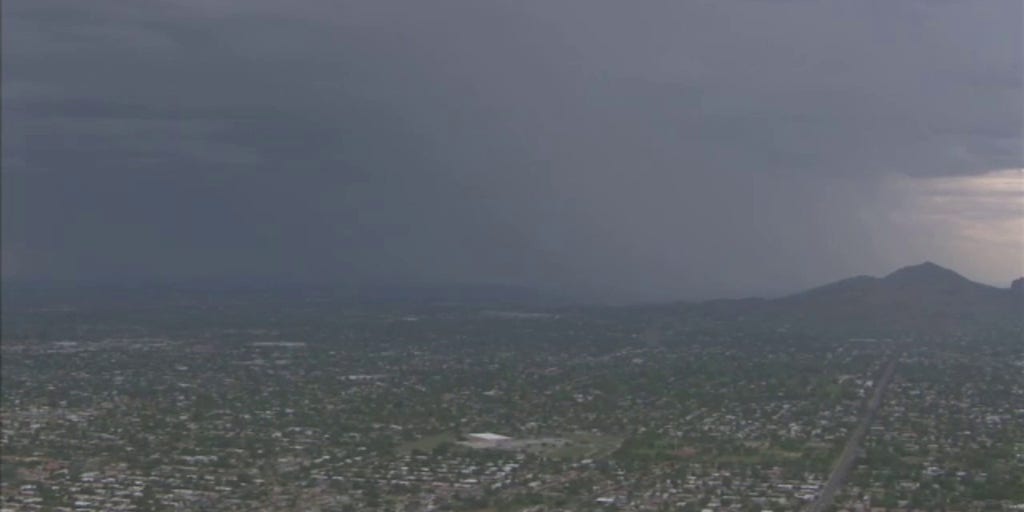 Storms roll through Phoenix on Tuesday | Latest Weather Clips | FOX Weather