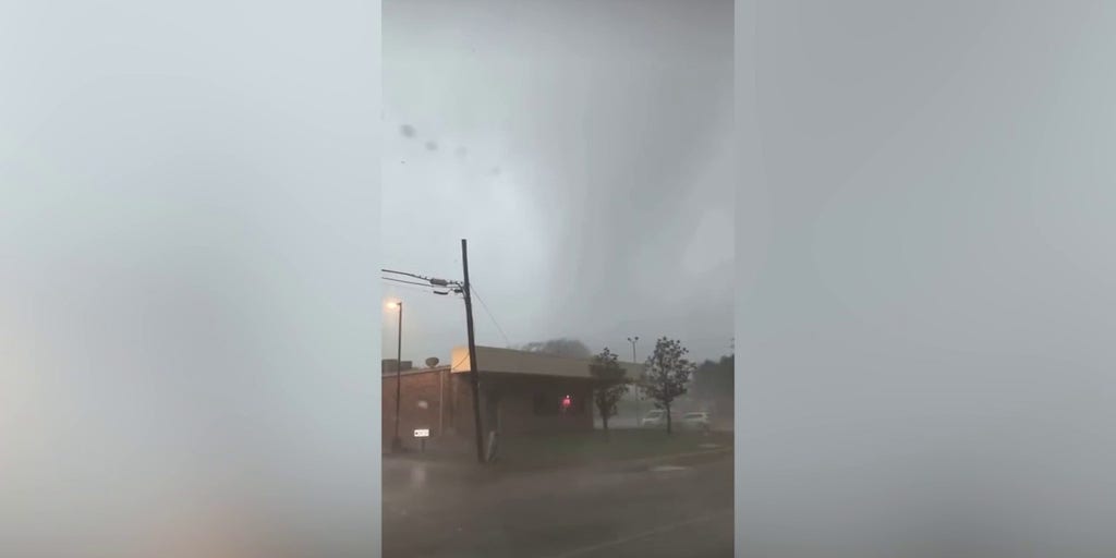 Apparent tornado in Grapevine, Texas | Latest Weather Clips | FOX Weather