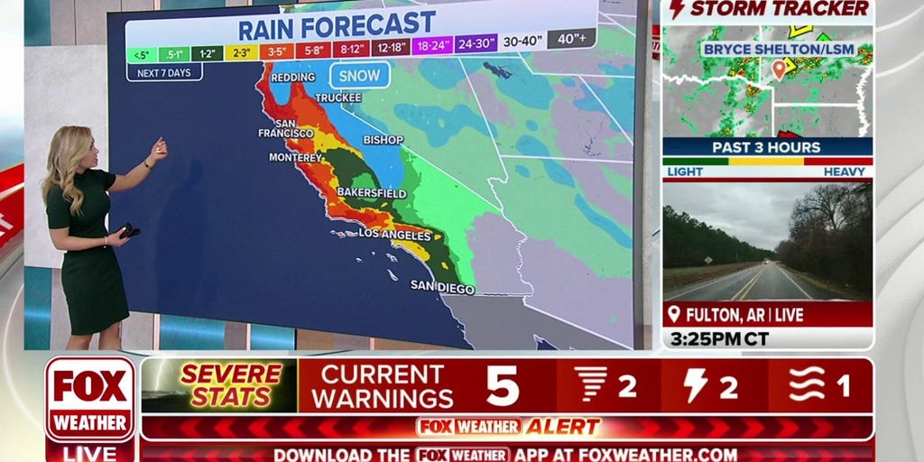 Atmospheric river and a potential bomb cyclone headed for the West ...