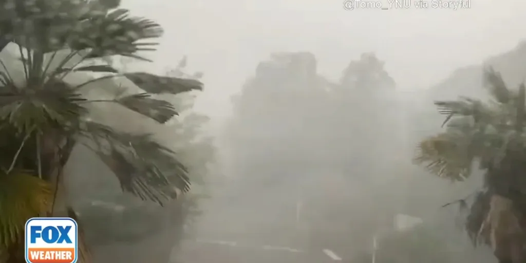 Wind, rain lash Tokyo area as South Japan braces for typhoon | Latest ...