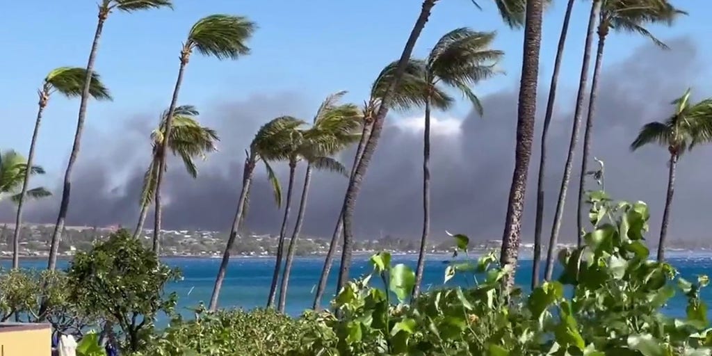 Watch: Black smoke rises above Lahaina as wildfires rage across Hawaii ...