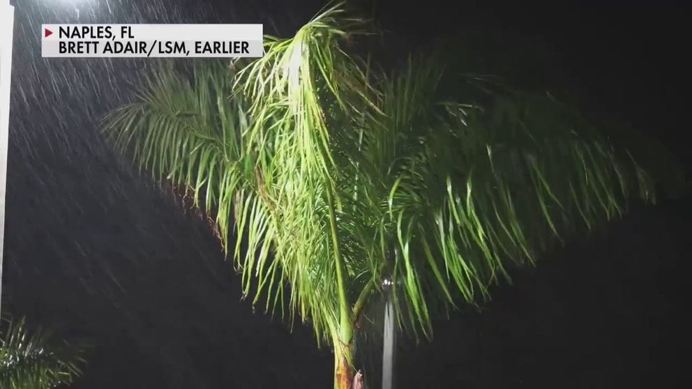 Hurricane Ian begins to impact Naples, Florida with torrential rain ...