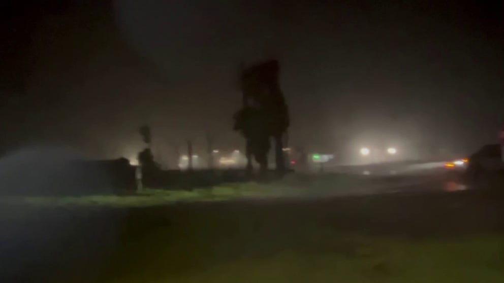 Hurricane Beryl's winds whip in Surfside Beach, Texas following ...