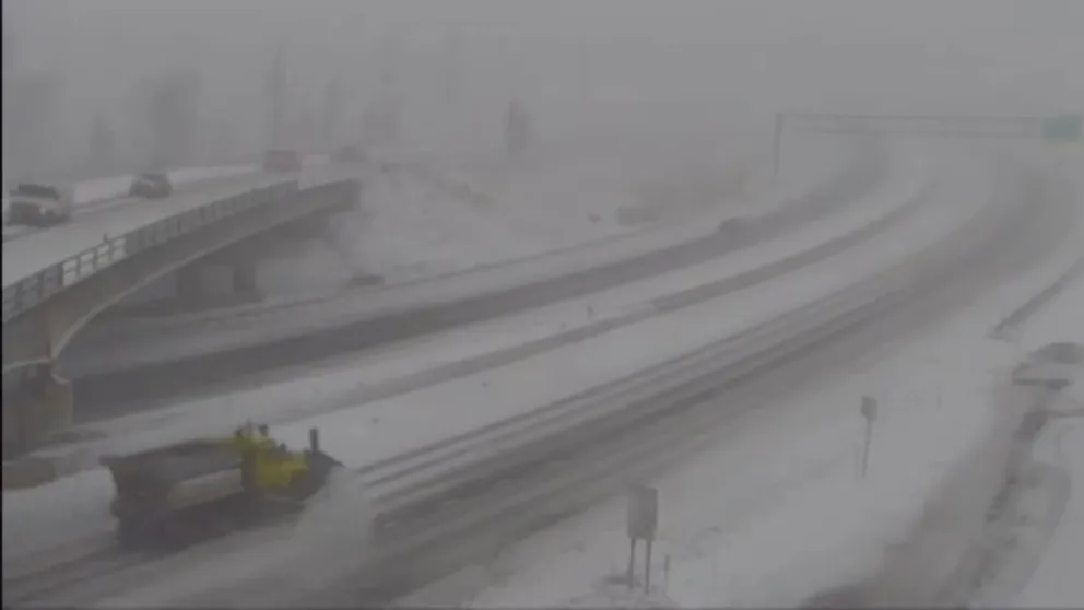 Heavy lake-effect snow blows along I-90 corridor | Latest Weather Clips ...