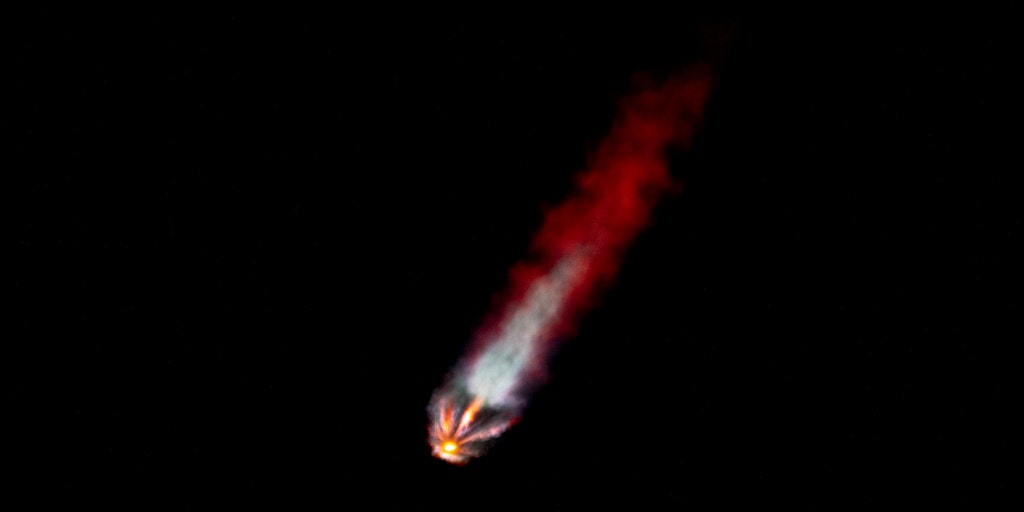 A jellyfish in the sky? SpaceX rocket creates luminous phenomenon | Fox ...