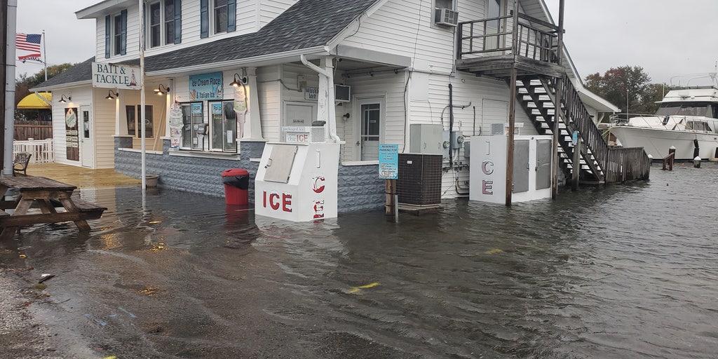 WATCH: High winds cause coastal flooding in Mid-Atlantic, Northeast ...