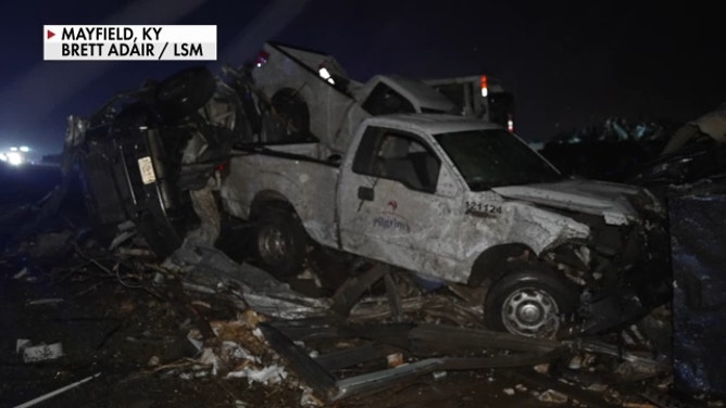 Catastrophic tornado damage reported in Mayfield, Kentucky | Fox Weather Catastrophic tornado damage reported in Mayfield, Kentucky | Fox Weather