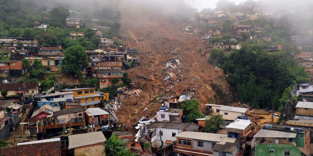 Deadly flooding and landslides kill over 100 in Brazil | Fox Weather