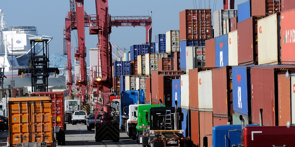 Long Beach goes green: America's second-busiest seaport cleaning up its ...