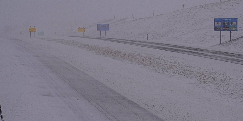 Travel 'difficult to impossible' as blizzard forces interstate closures ...