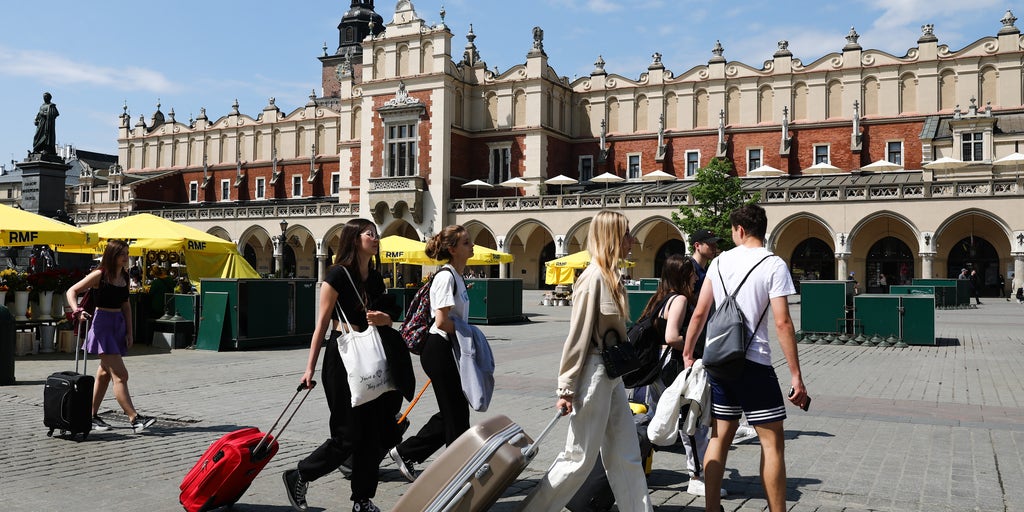 America's summer vacation bucket list: Where in the world do we go ...