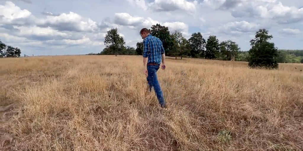 Southern Missouri ranchers fight brush fires amid drought, heat | Fox ...