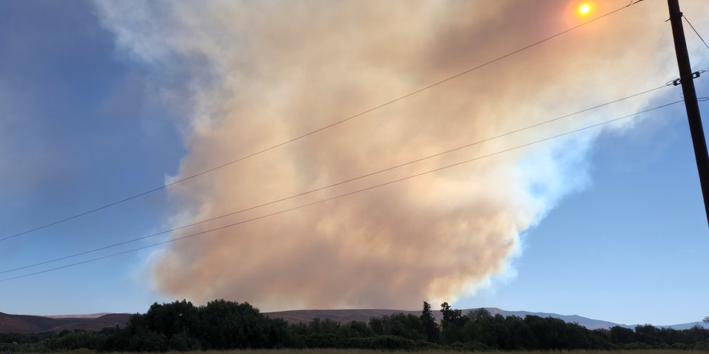Evacuations ordered as Cow Canyon Fire explodes in Central Washington ...