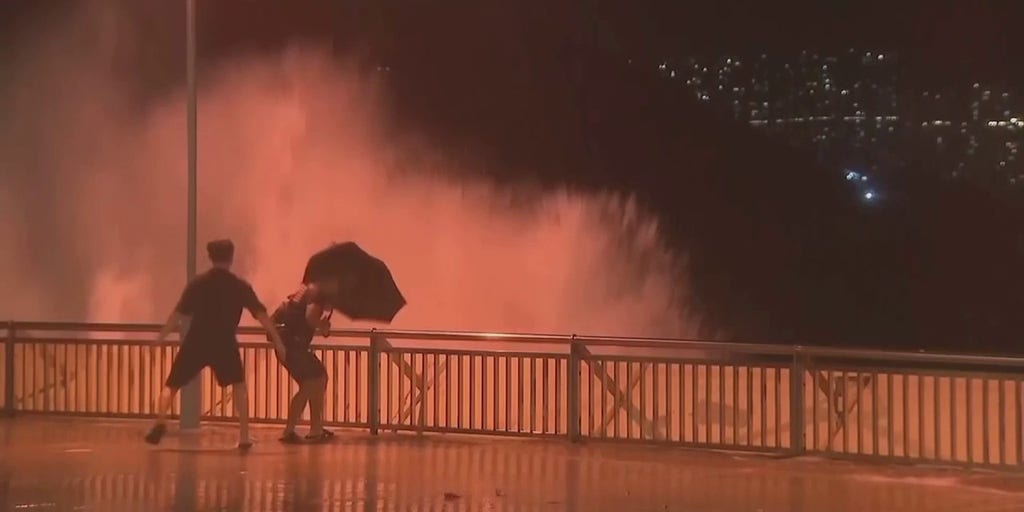 Tropical Storm Ma-on brings high winds, flooding to Hong Kong, southern ...