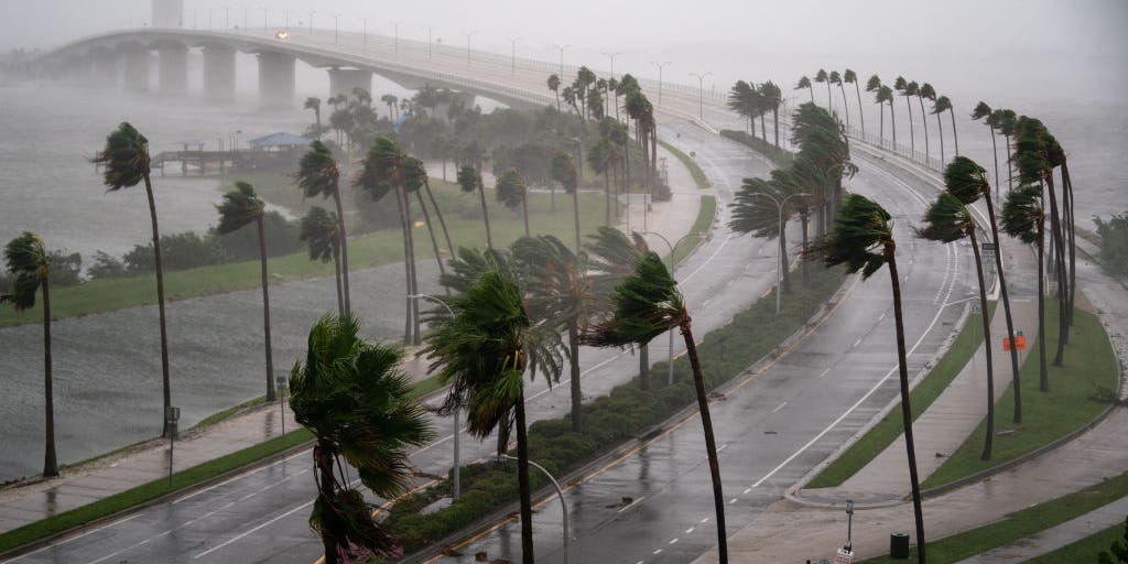 Hurricane Ian ties 4th-strongest storm to make landfall in Florida ...
