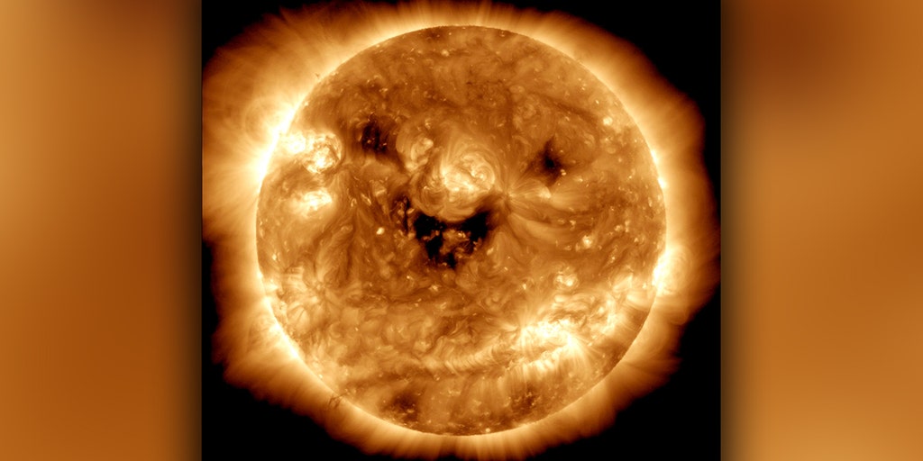 Say cheese! Sun showcases smiley appearance | Fox Weather