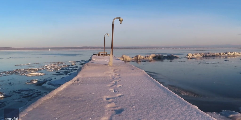 Listen: The eerie sounds of a frozen Lake Superior beginning to crack ...