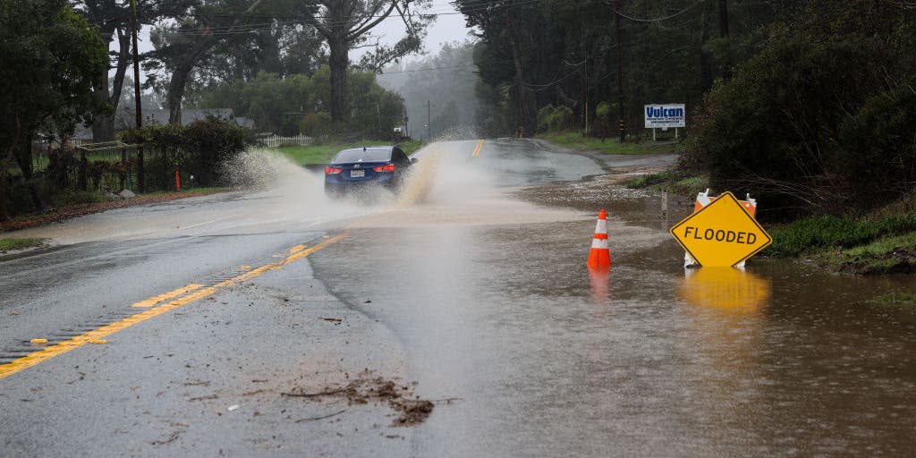 The Daily Weather Update from FOX Weather: Bomb cyclone, Pineapple ...