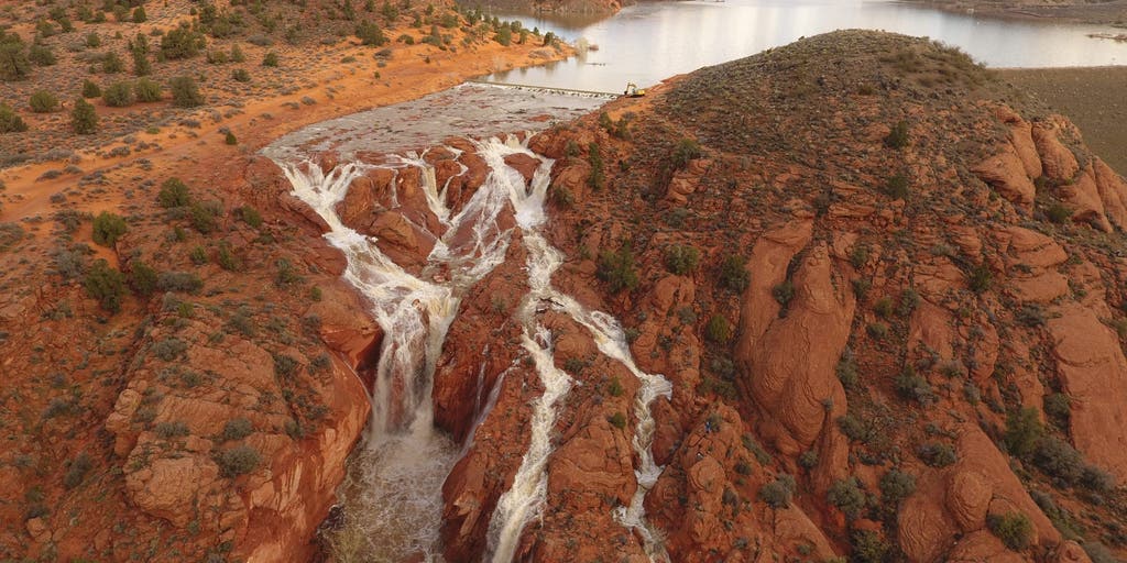 Watch: Rare waterfalls rage through Utah desert | Fox Weather