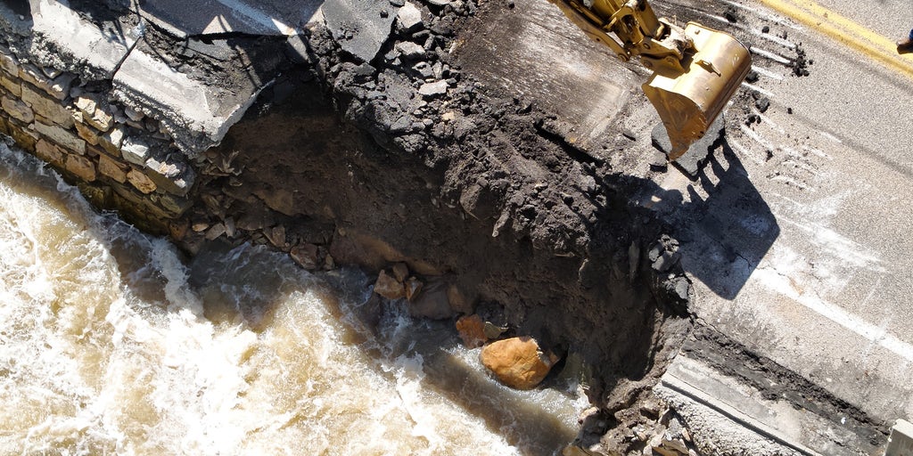 Aerial view shows Utah road crumbling amid flooding | Fox Weather