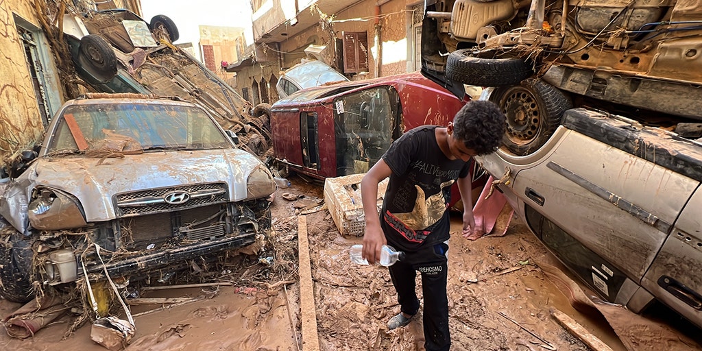 Death toll from Libya's flood-ravaged Derna tops 11,300 | Fox Weather