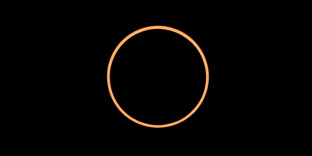 Solar eclipse: ‘Ring of fire’ dazzles skygazers across Texas, Southwest ...