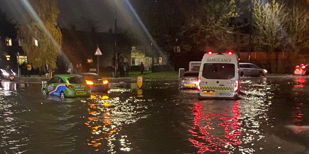 Watch: Flooding in London leaves vehicles stranded as rivers rise | Fox ...