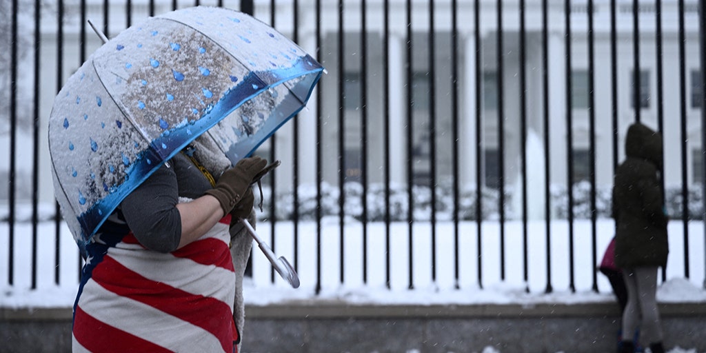 Snow hits Washington, Philadelphia as cross-country storm blasts along ...