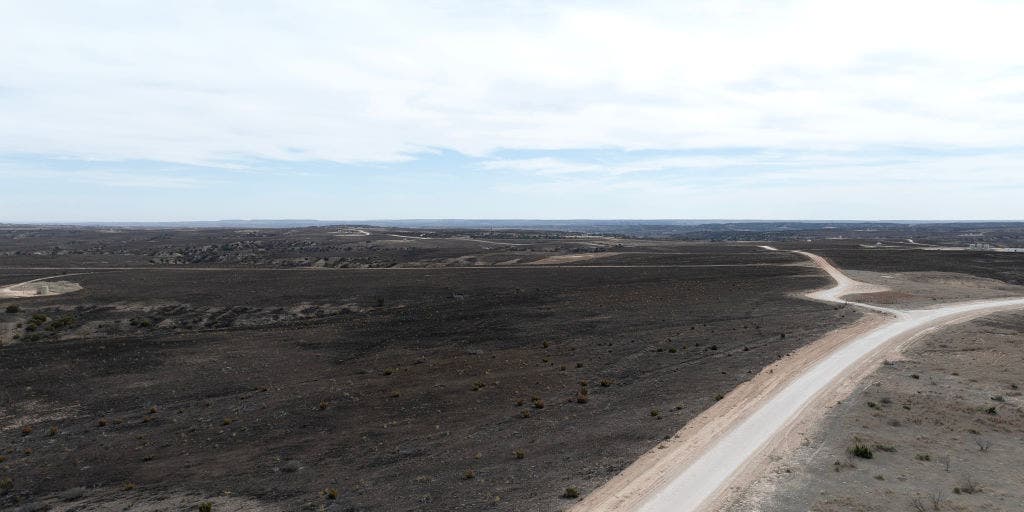 Smokehouse Creek Fire: Largest wildfire in Texas history 100% contained ...