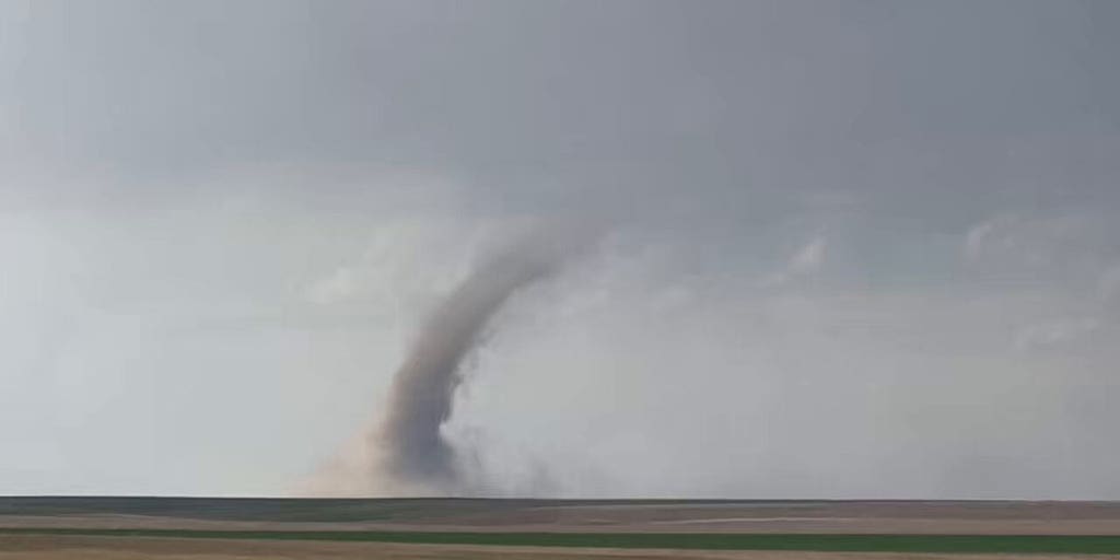 Nearly 100 reports of severe weather Thursday kick off four-day stretch ...