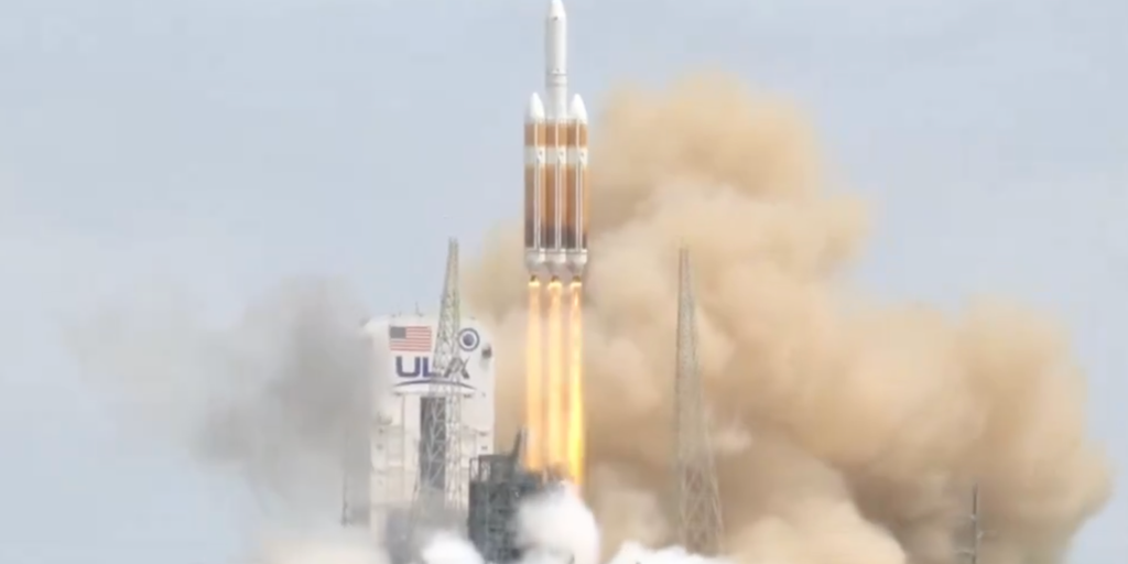 Delta IV Heavy soars for final time, launching top secret mission | Fox ...