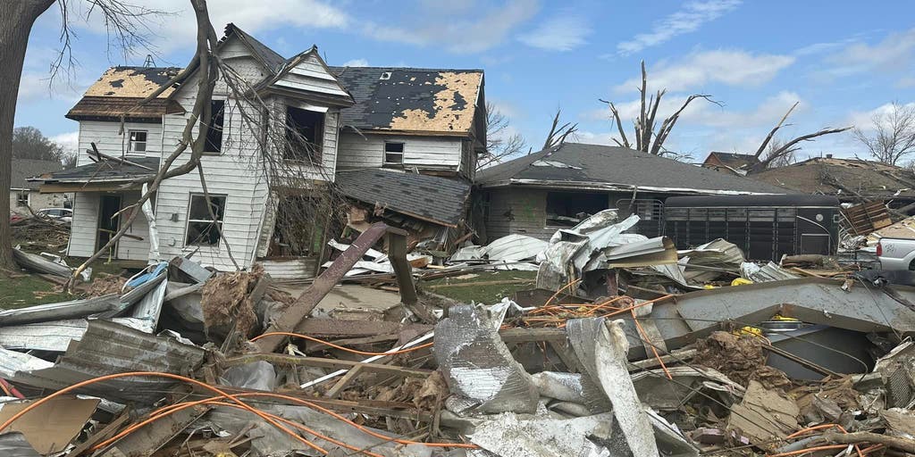 Minden, Iowa hit by another tornado just days after deadly twister ...