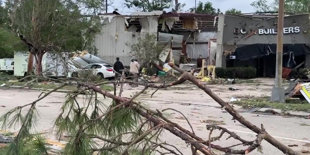 Deadly severe weather outbreak strikes South as New Orleans faces Flash ...