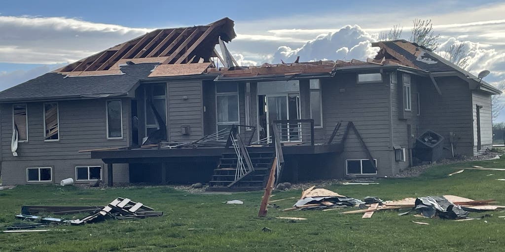Omaha, Nebraska tornado survivor recounts mayhem as house was torn ...