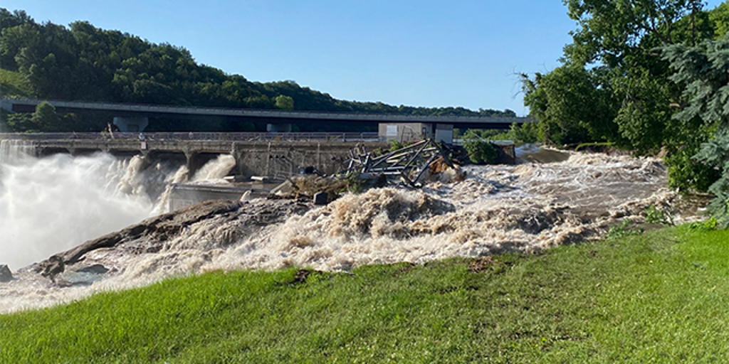 Midwest flooding death toll rises to 2 | Fox Weather