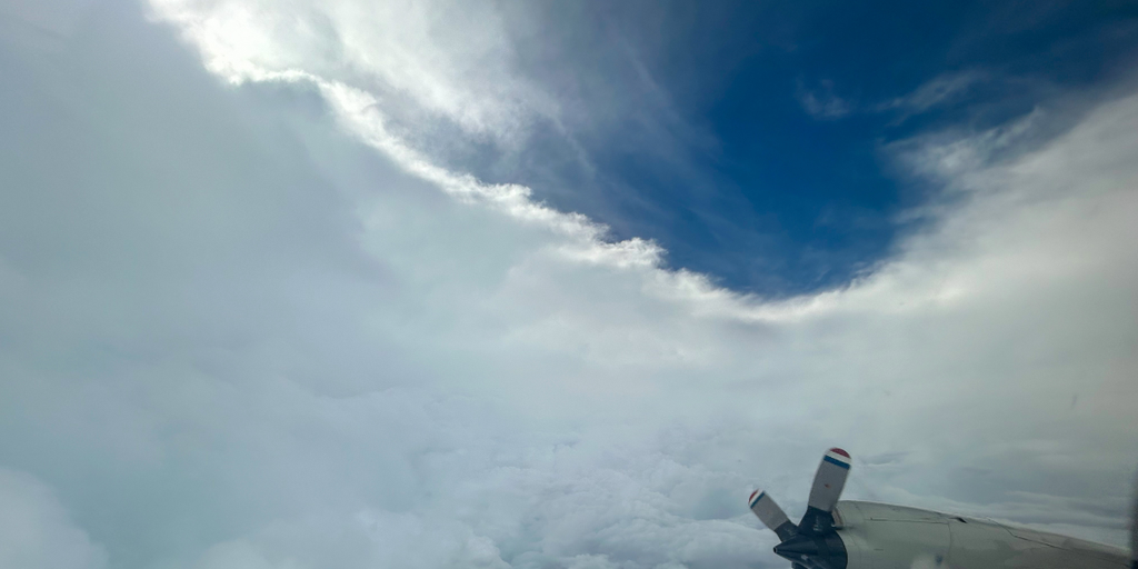 Watch: Airplane drives through Hurricane Beryl's eye | Fox Weather