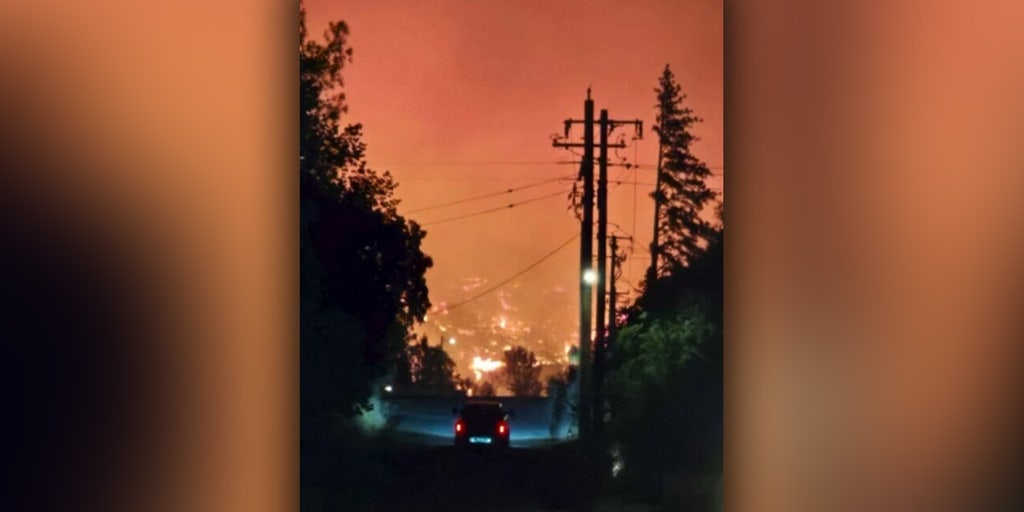 Fast-moving French Fire triggers evacuations in Mariposa, California ...