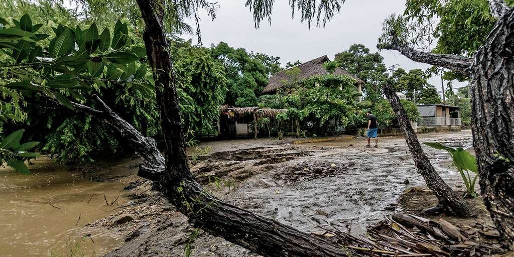 Hurricane John wreaks havoc in southern Mexico, leaving 2 dead from ...