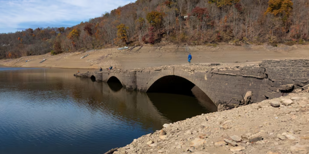 Access restricted to 200-year-old Pennsylvania bridge after concerns of ...