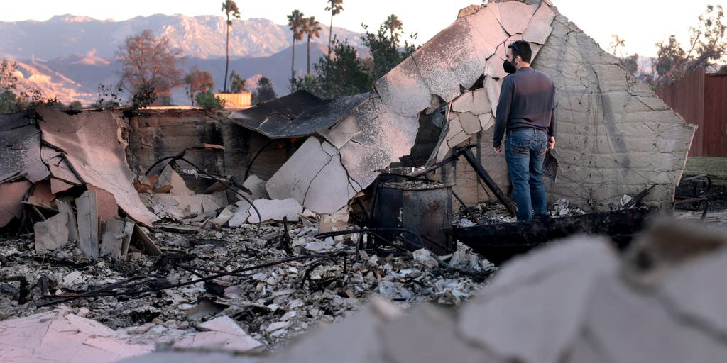 PHOTOS: Mountain Fire in California sets hills ablaze, destroying more ...
