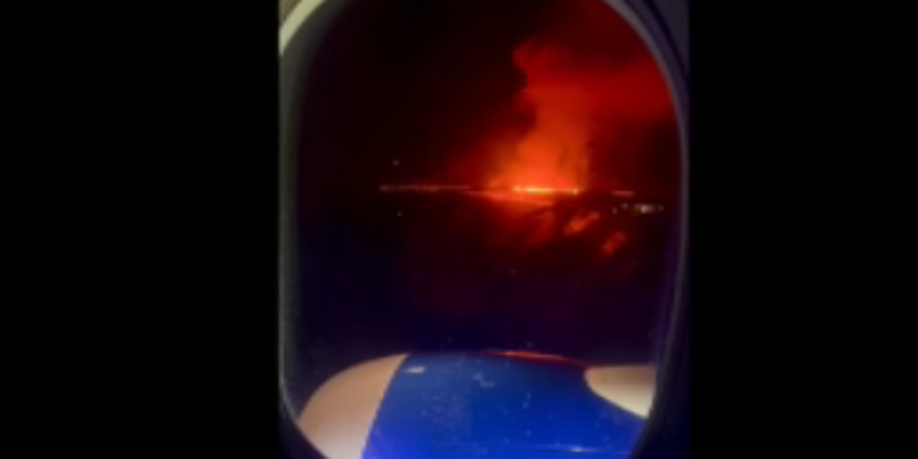 Iceland volcano eruption seen from plane | Fox Weather