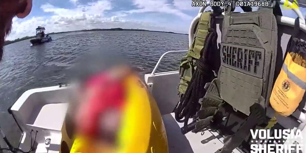 VIDEO: Kayaker rescued after passing out on kayak in Florida | Fox Weather