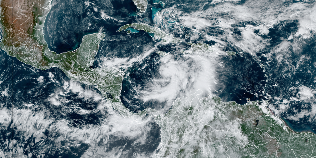 Tropical Depression 18 expected to strengthen into Hurricane Rafael | Fox Weather