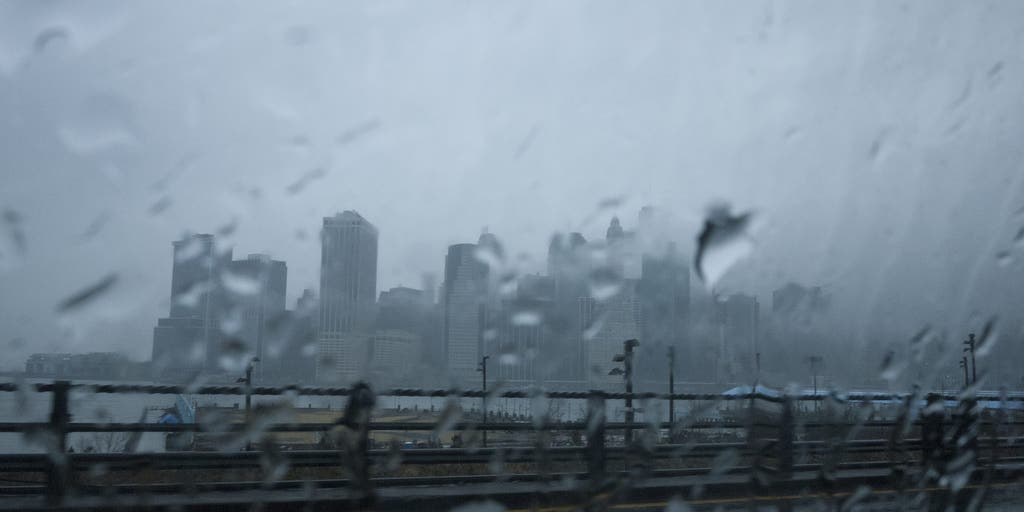 Today's top weather news: Severe weather, heavy rain to impact East Coast travel | Fox Weather