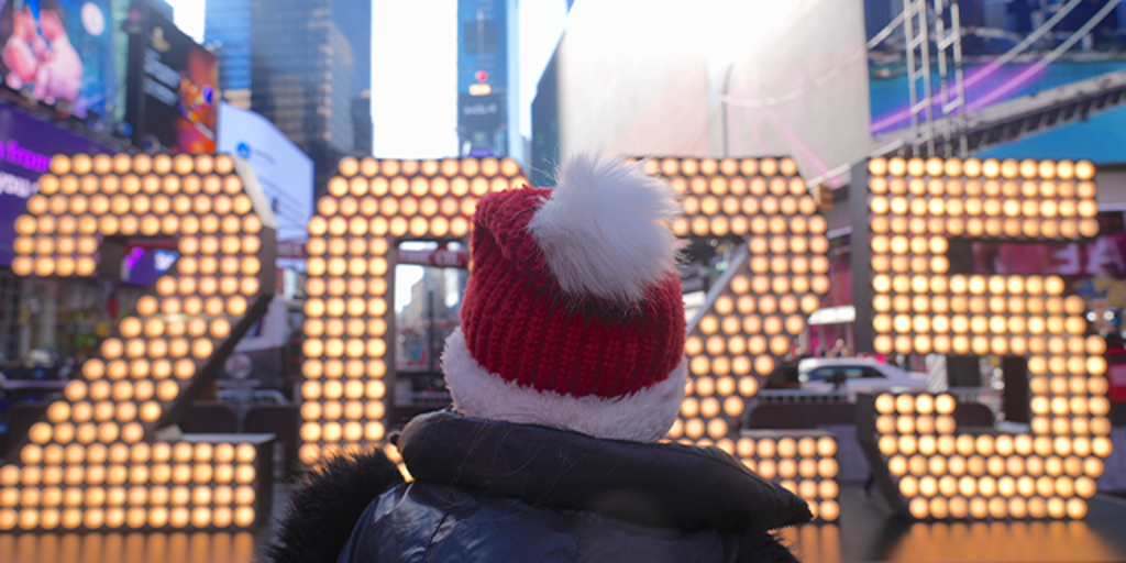 Today's top weather news: Snow, rain brings messy start to 2025 before ...