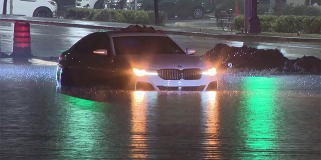 Severe weather threat moves through Gulf Coast after Dallas sees flash ...