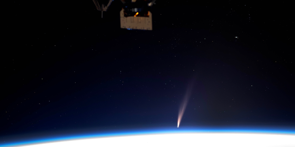 Comet ATLAS C/2024 G3 falls apart after rare encounter with the Sun | Fox Weather