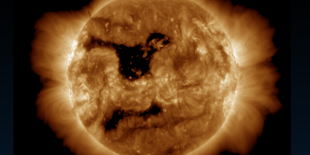 Giant hole in the Sun could trigger solar storms in early February ...