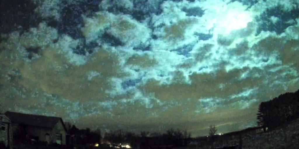 VIDEO: Brilliant green fireball lights up Maryland skies | Fox Weather